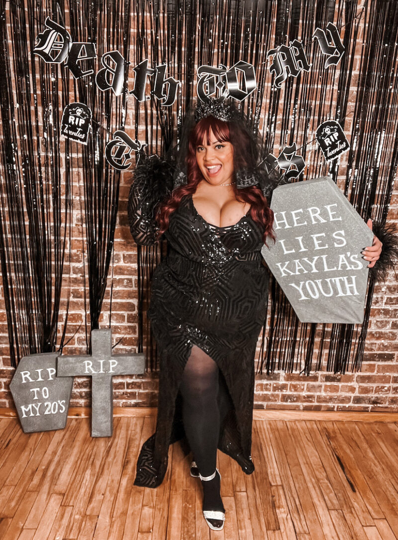 30th Birthday Photo Shoot Ideas - Kayla's Chaos